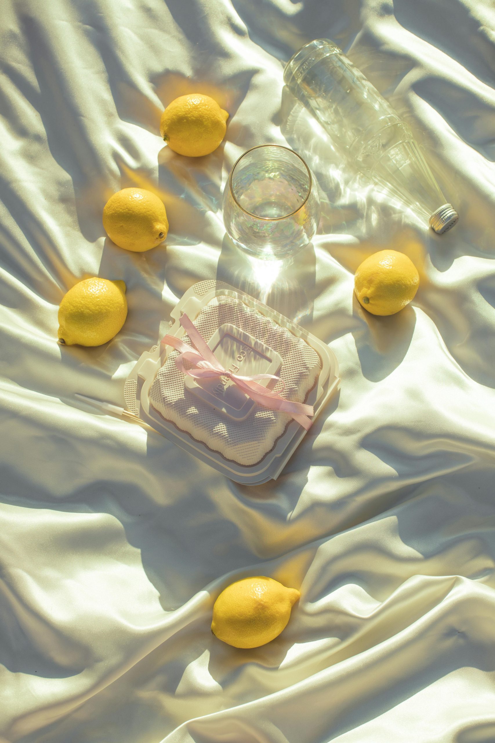 How Lemons Can Enhance Your Skin and Well-being - SKIN Magazine